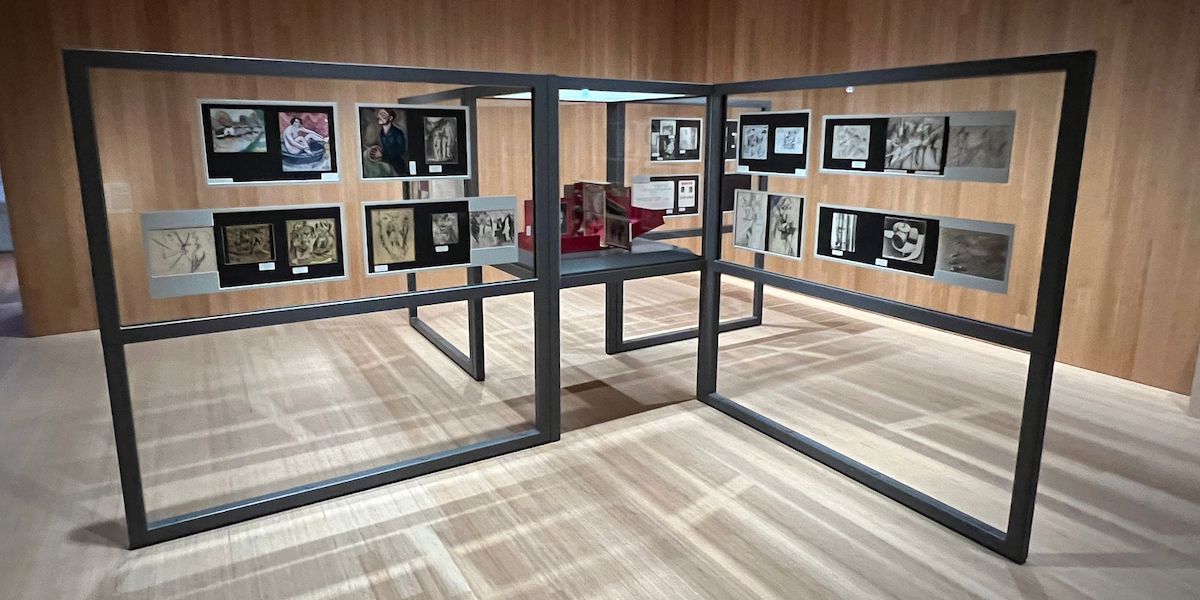 Museum Showcase and Exhibit Lighting - European Museum Technology